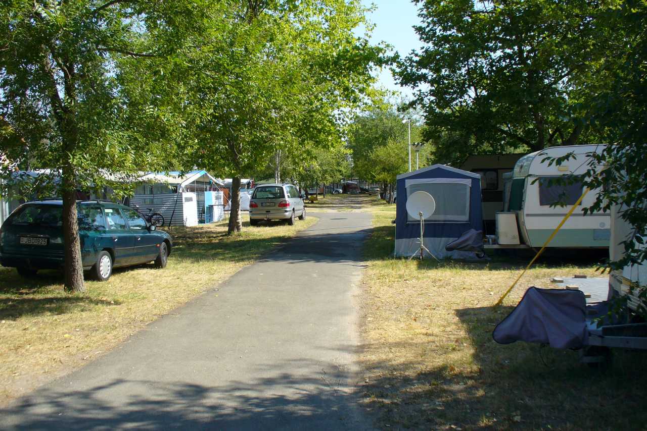 Węgierskie klimaty-Cserkeszolo, Berekfurdo. - Czechy, Słowacja, Węgry ...