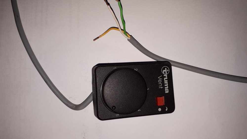 Trumavent TEB2 12V - Instalacje sanitarne i lodówki - Karawaning.pl