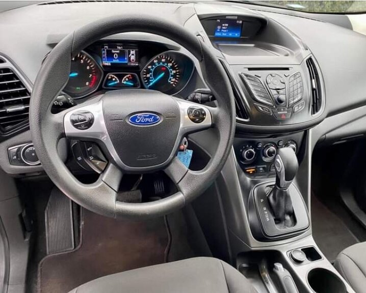 Ford Escape MK2 2500cc 2016 - Wybór holownika - Karawaning.pl