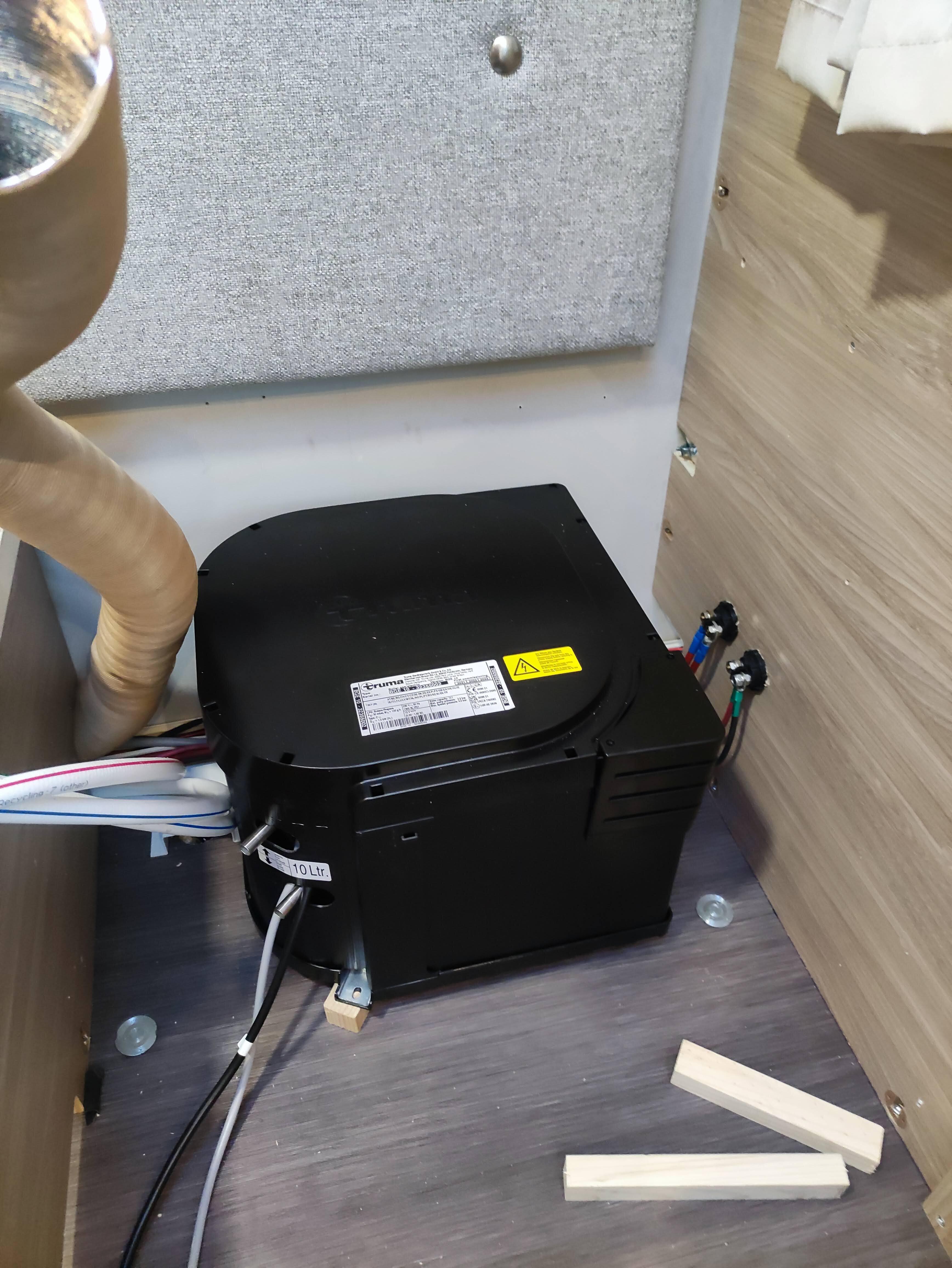 Wybór między Truma Therme TT2, a Truma Electric Water Heater - strona 2 ...